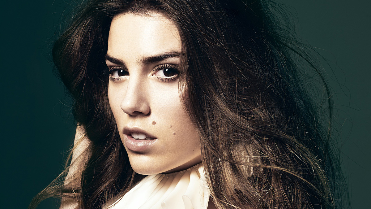 Ryn Weaver officially enters UK singles chart for the first time ...